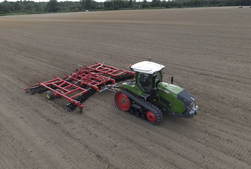 Fendt introduces new 900 Vario MT track tractors | Industrial Vehicle ...