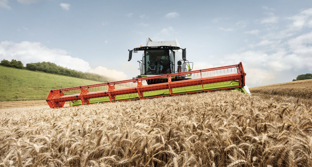 More power and new cab for Claas Lexion combines | Industrial Vehicle ...