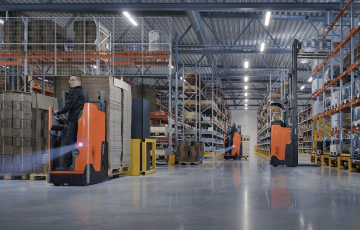 Toyota introduces three new stand-in lithium trucks | Industrial ...