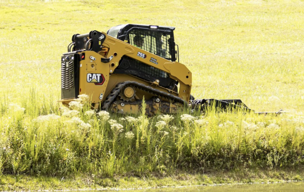 Caterpillar unveils two new compact track loaders | Industrial Vehicle ...