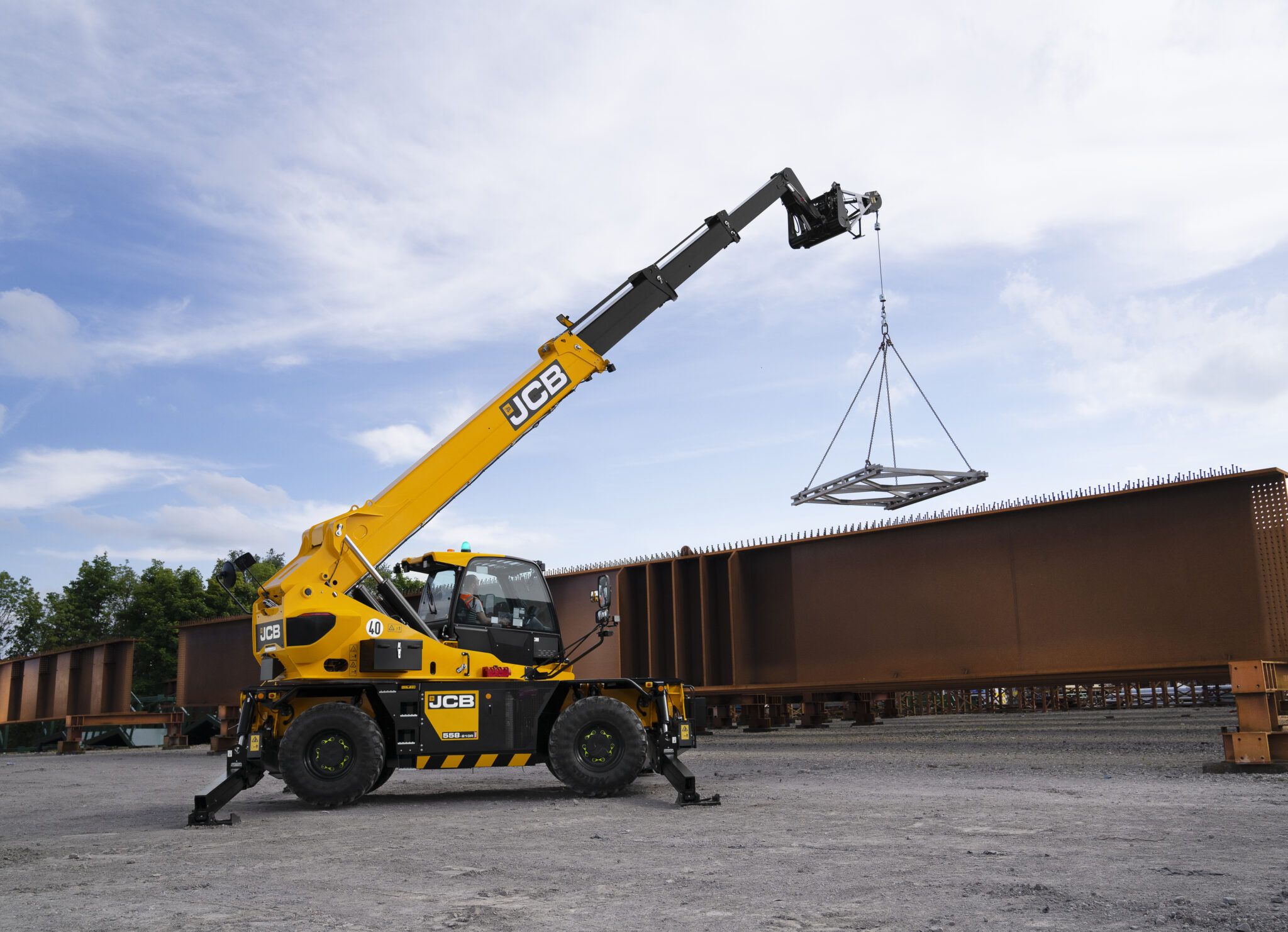 JCB expands rotating telescopic handler range | Industrial Vehicle ...