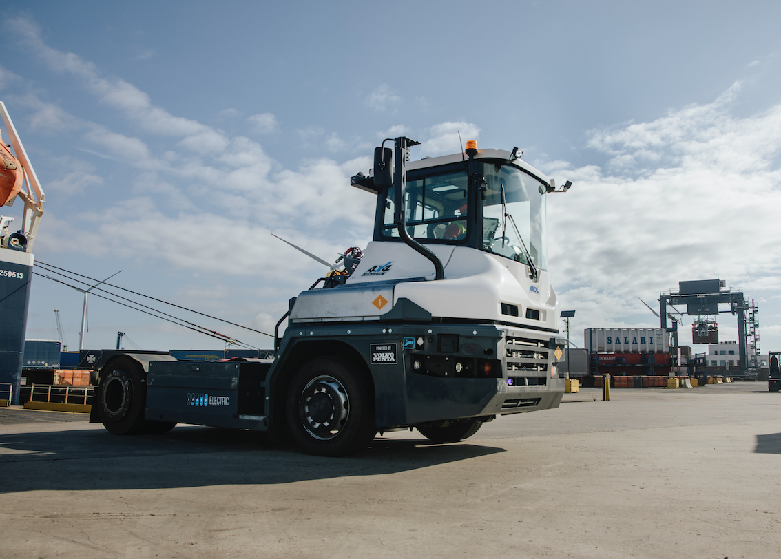Volvo Penta and MOL collaborate on RoRo electric tractors | Industrial ...
