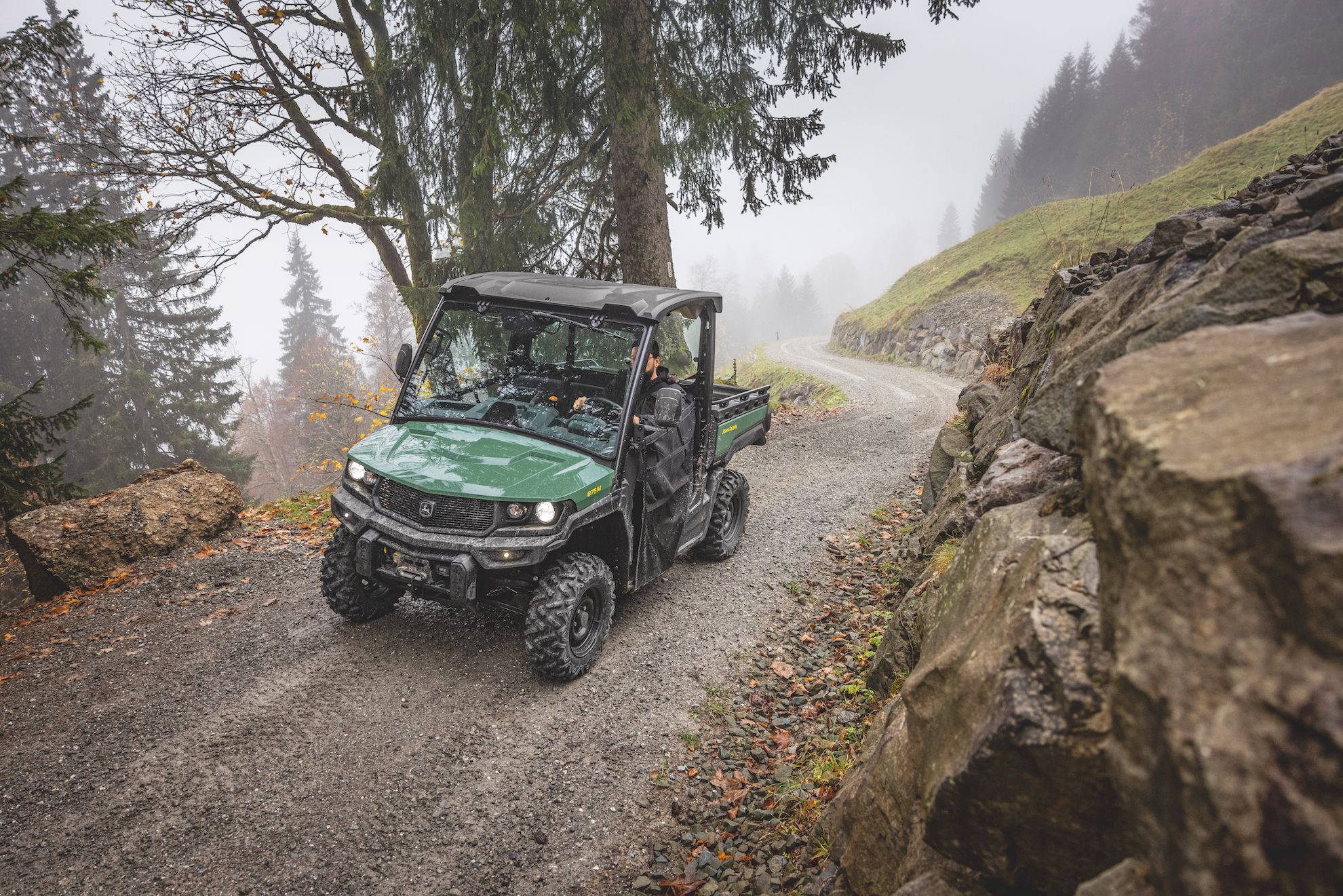 John Deere introduces the new Gator XUV 875M utility vehicle ...