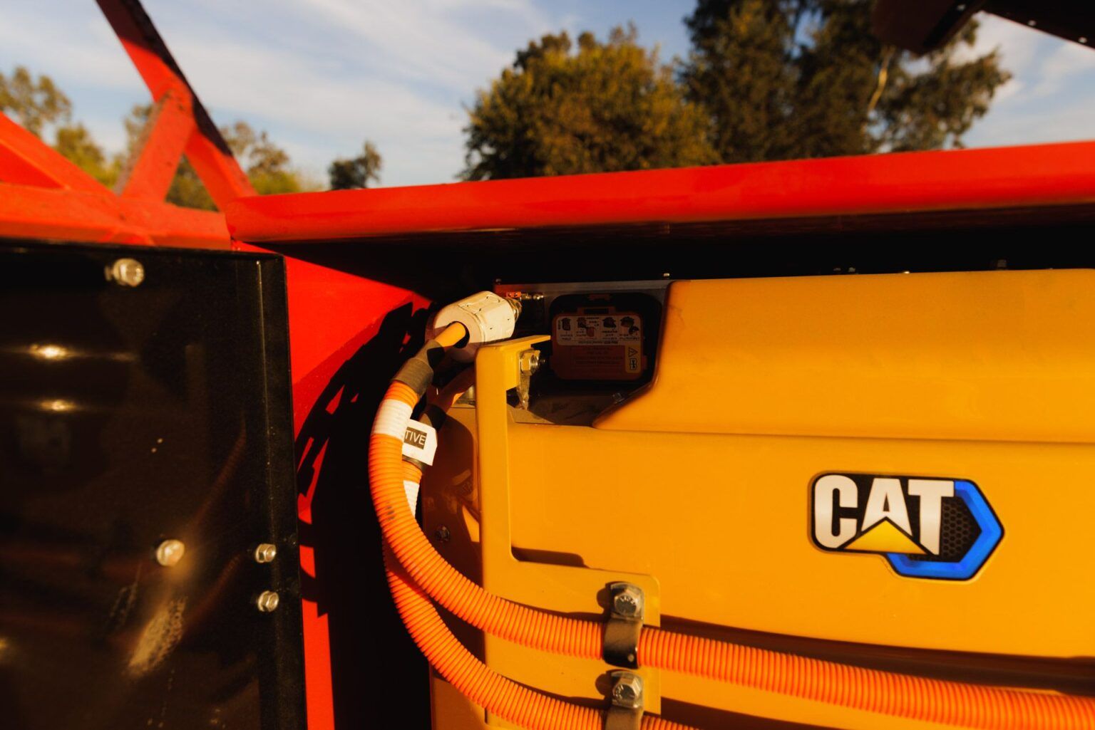 Caterpillar reports successful trial of electrified powertrain ...