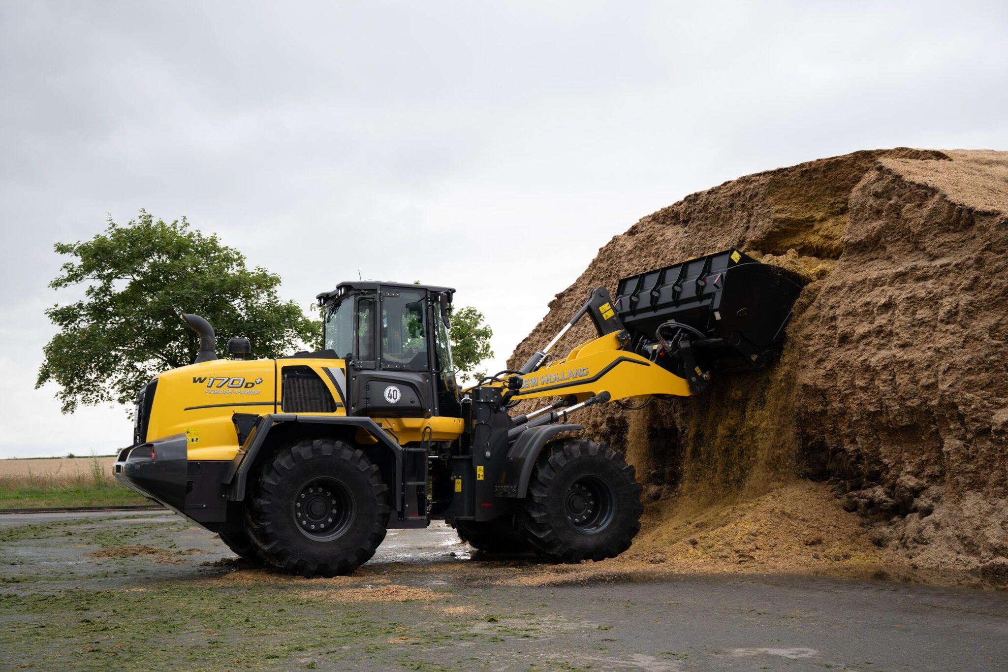 New Holland unveils new W170D+ Forage Power wheel loader | Industrial ...