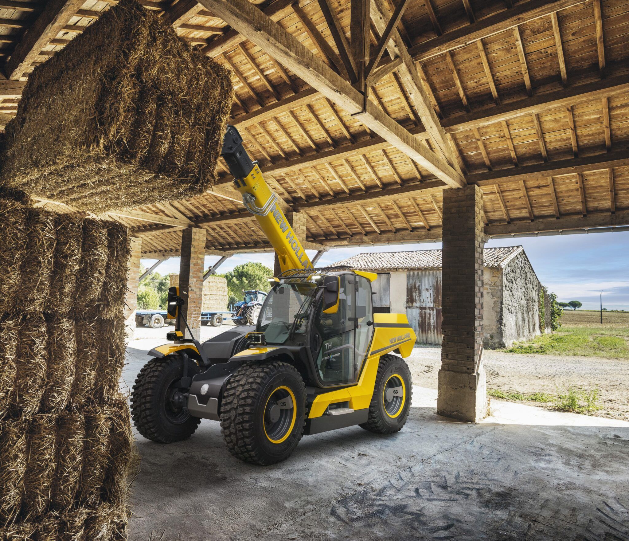 New Holland unveils hybrid prototype telehandler at Agritechnica ...