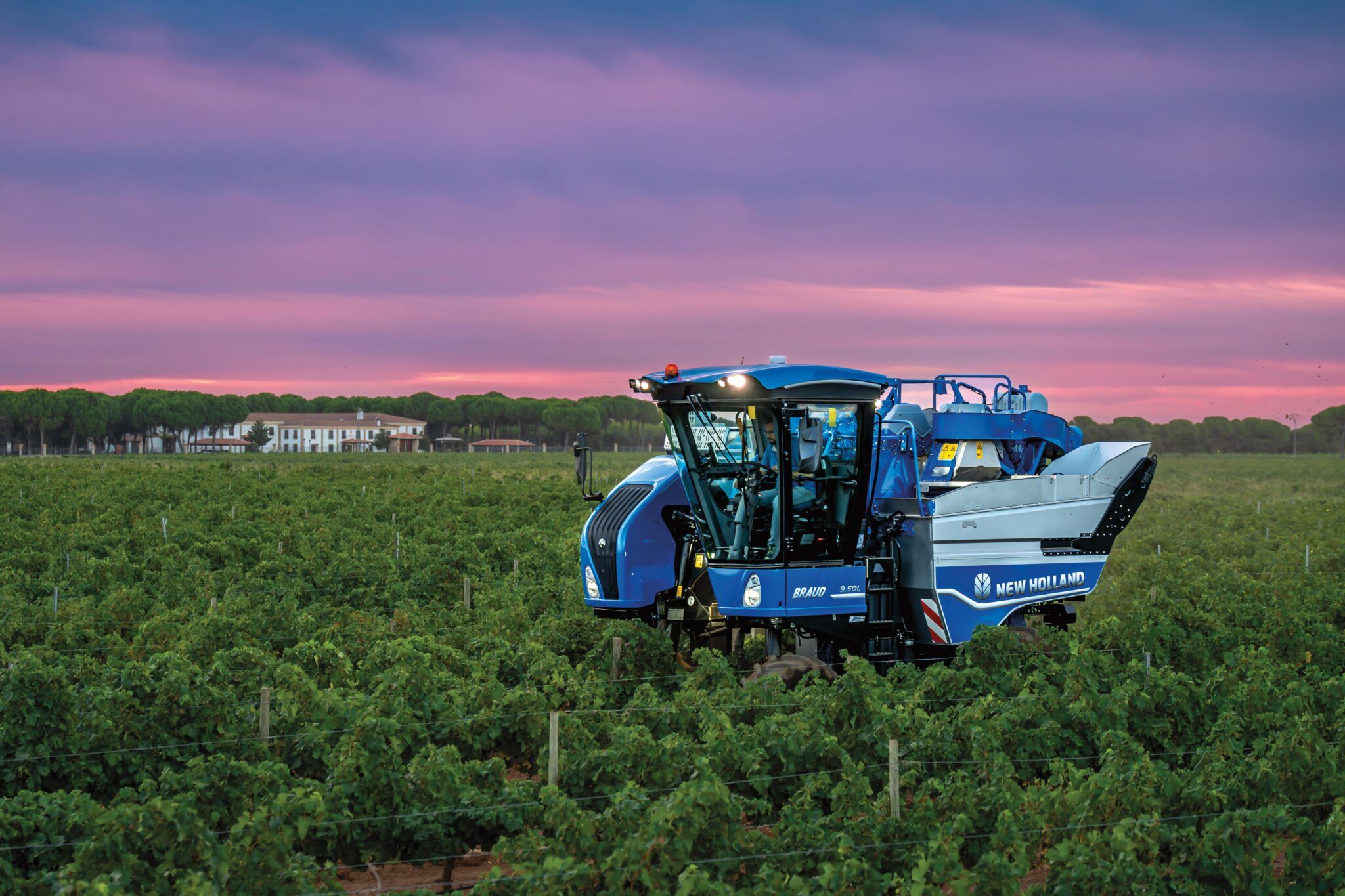 New Holland celebrates 50 Years of Braud innovation with new solutions ...