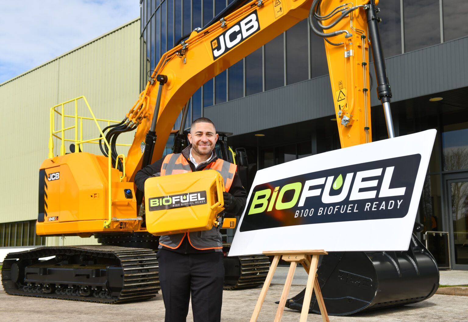 JCB approves B100 biodiesel for X Series tracked excavators ...